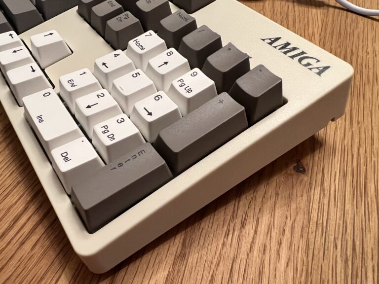 Amiga "Classic" USB mechanical keyboard - Lyonsden Blog